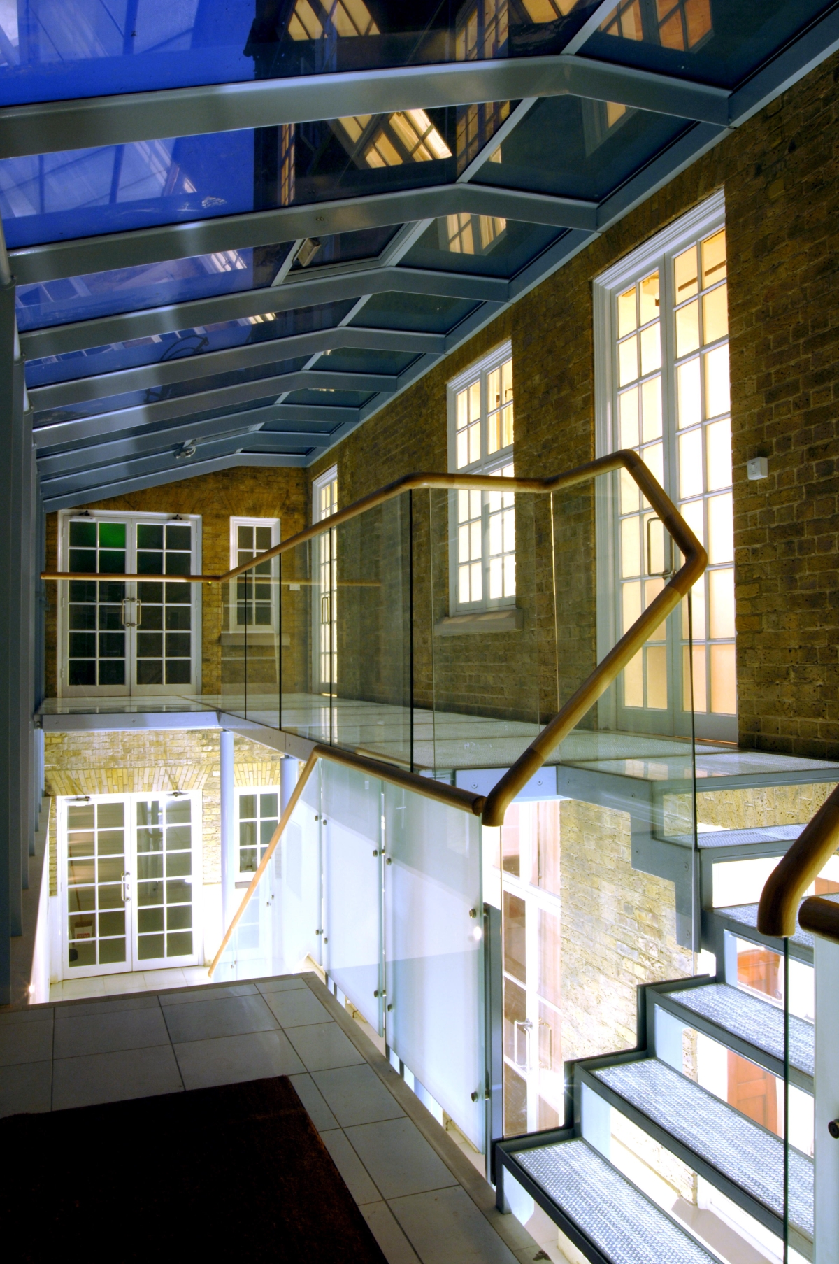 Innovative surface materials for architecture and interior design
